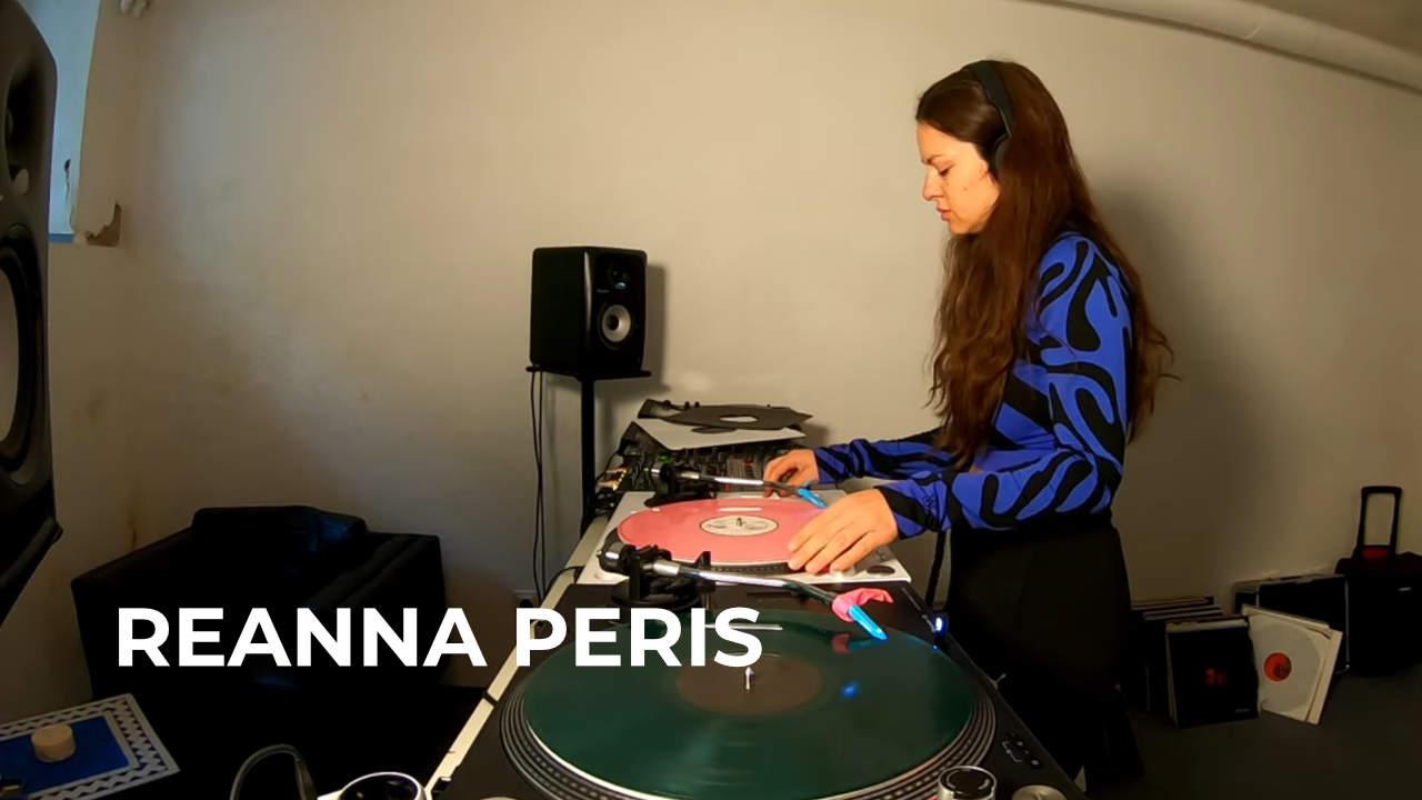 Reanna Peris – September Autumn Mix | 2022 - MUSIC IN MY MIND