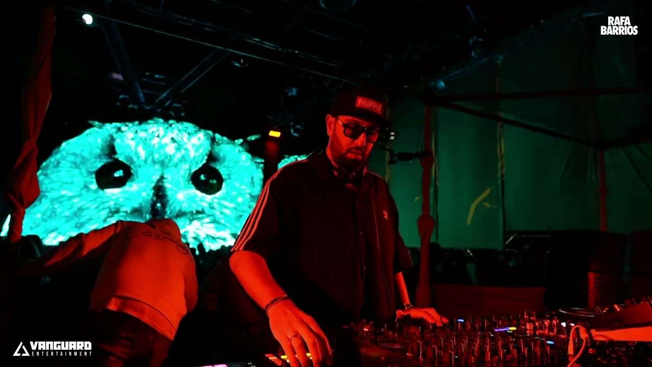 Rafa Barrios – Vanguard, Madero Boardwalk, Buenos Aires | 2023 - MUSIC ...