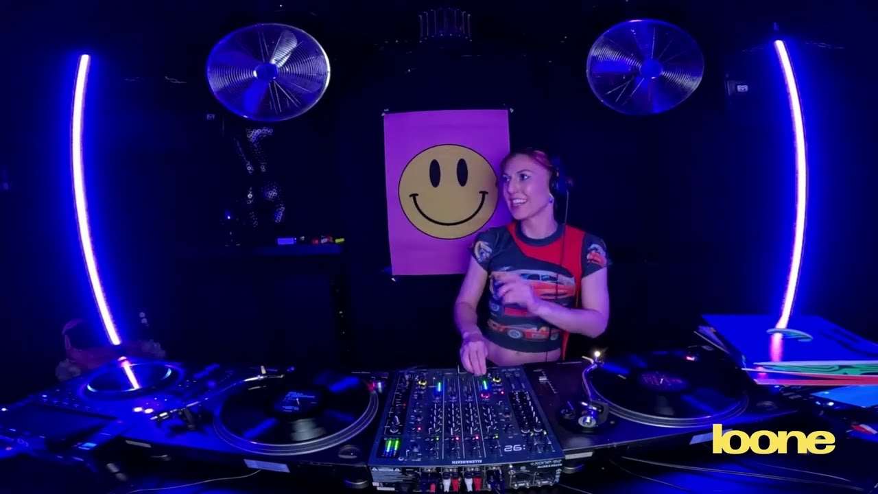 Dr. Rubinstein – Loone Bar in Berlin 2024 - MUSIC IN MY MIND