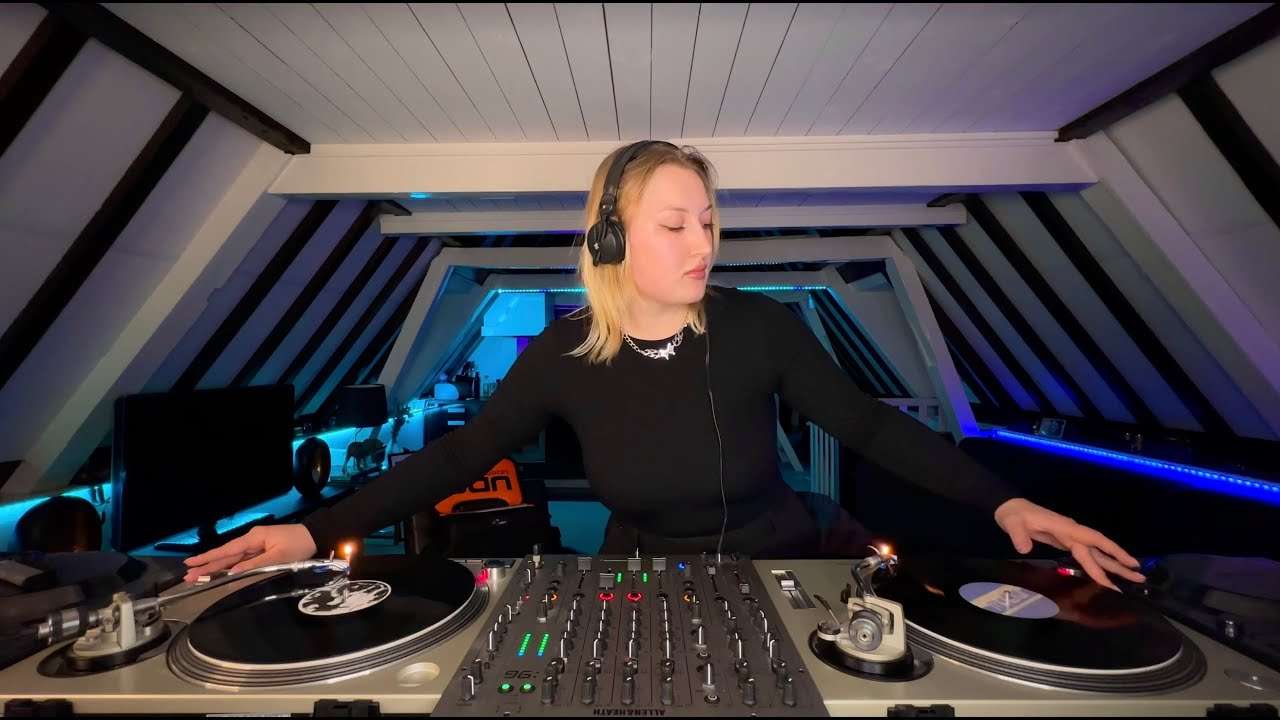 Grace Dahl – Vinyl Session #01 | 2024 - MUSIC IN MY MIND