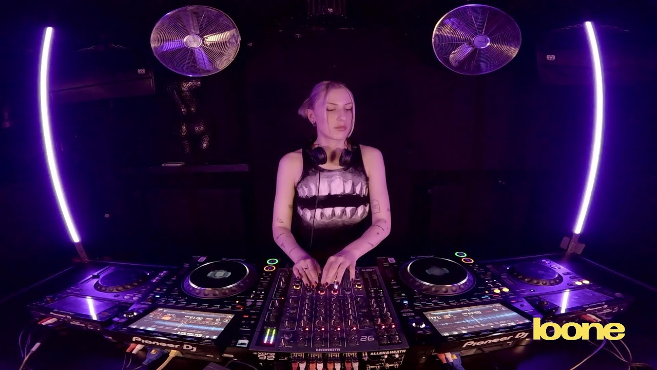 Kim She – Loone Bar in Berlin 2025 - MUSIC IN MY MIND